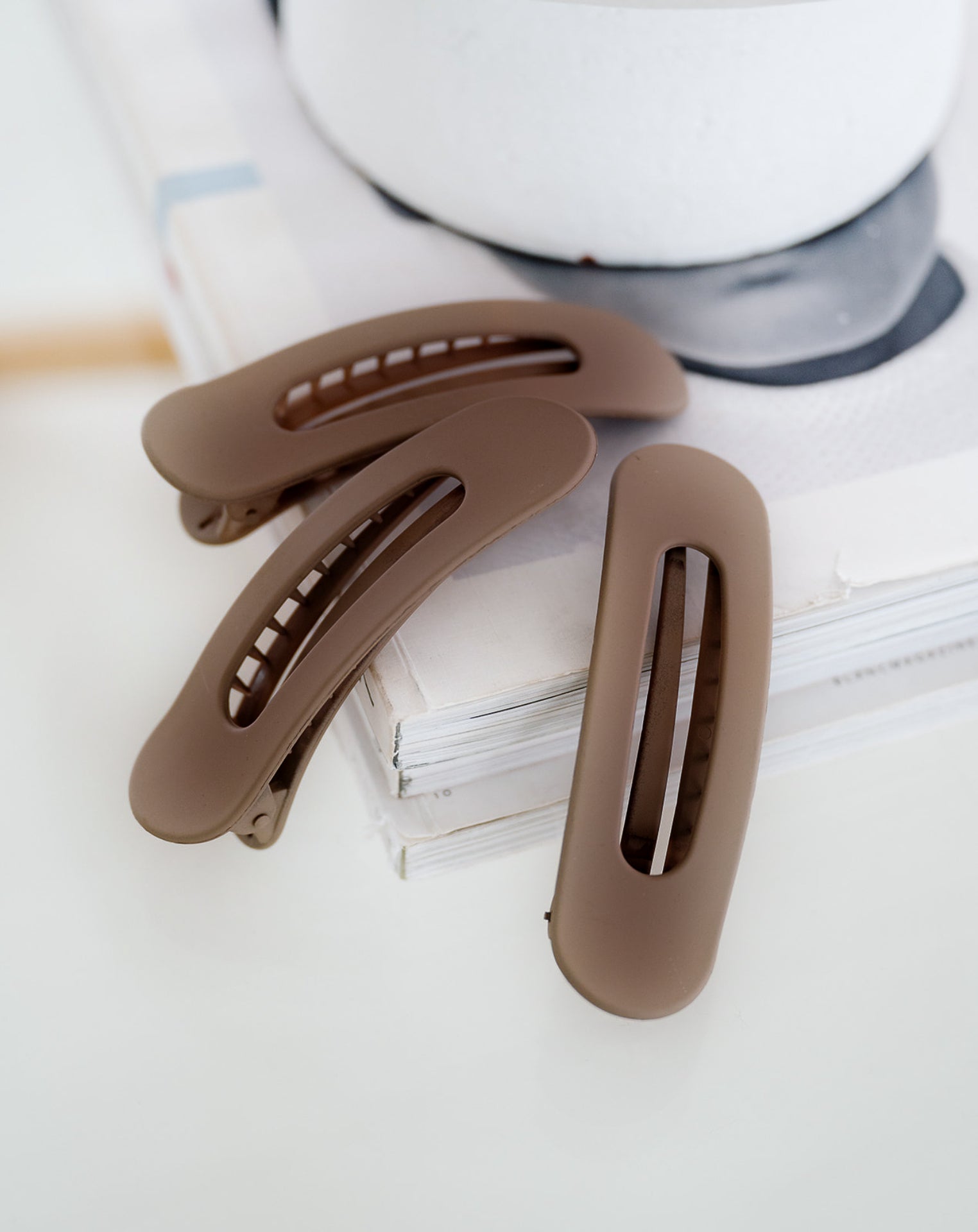 The Arc Claw Clip – Effortless Shop